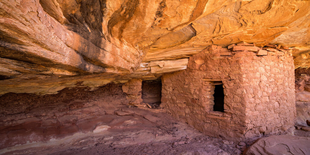 Step Canyon & Pine Canyon Loop // ADVENTR.co