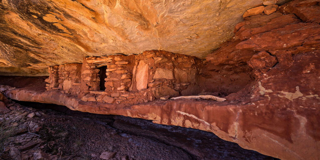 Cedar Mesa Ruins // ADVENTR.co