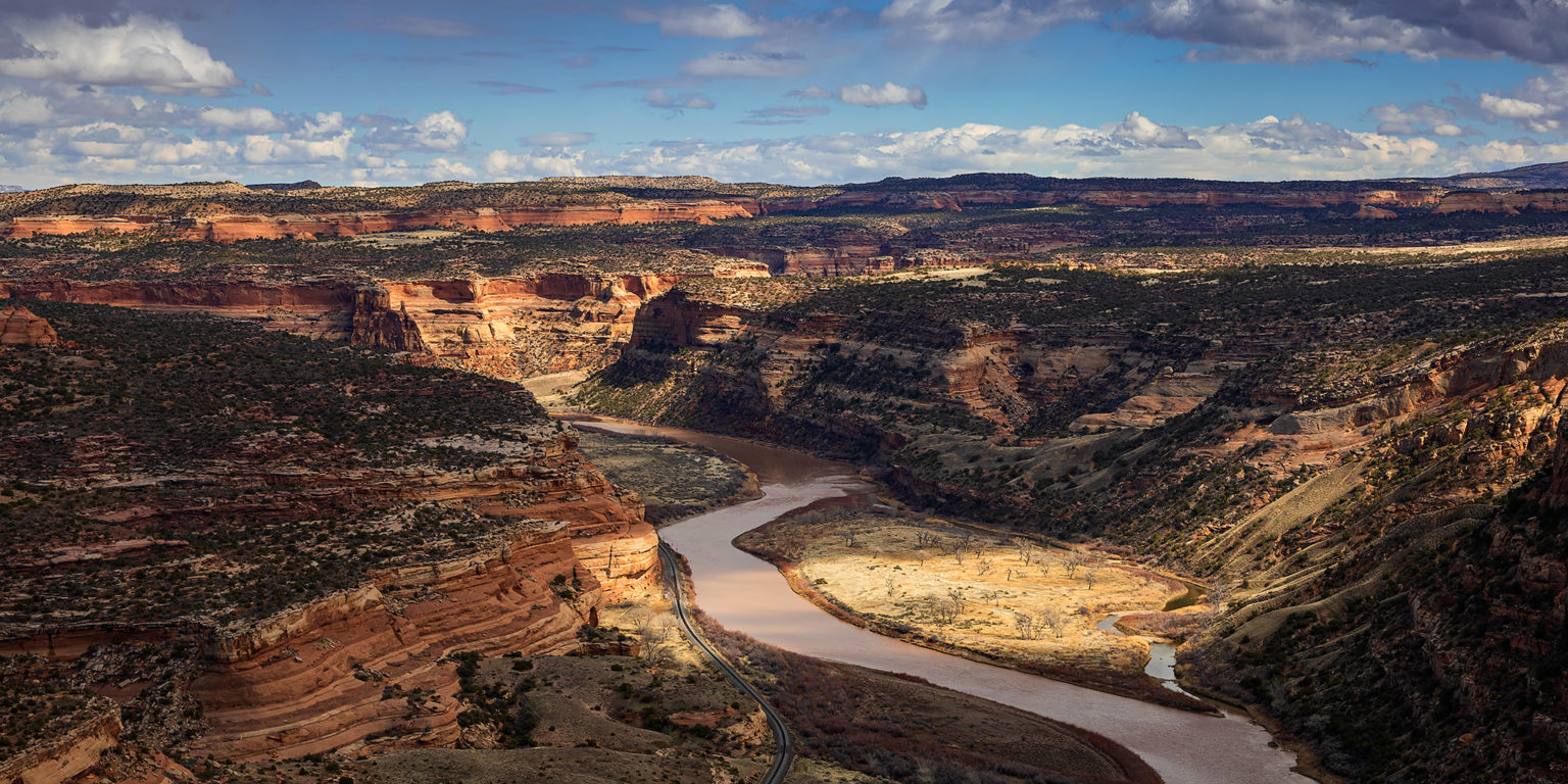 Social Distancing: Rabbit Valley Ridge // ADVENTR.co